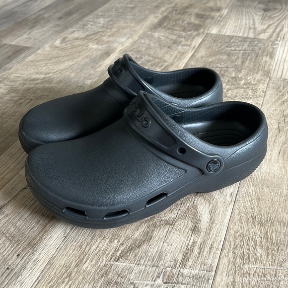 CROCS | Shoes | Crocs Black Work Clog Mens 8 Womens | Poshmark